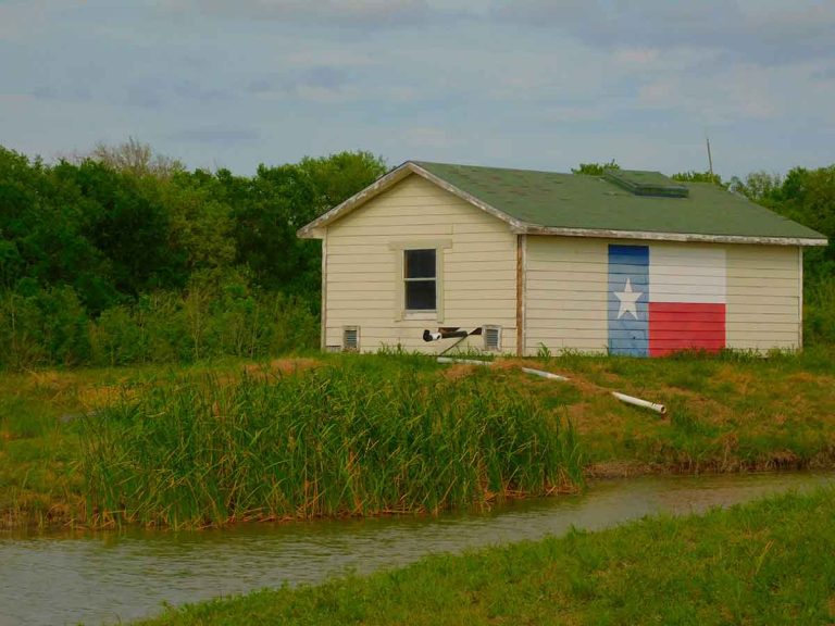 About – Davis Land and Cattle